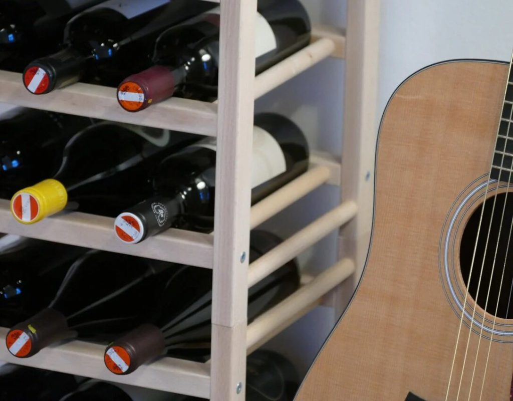 Songs about wine to listen now (and our playlist for you!) | Alti Wine ...